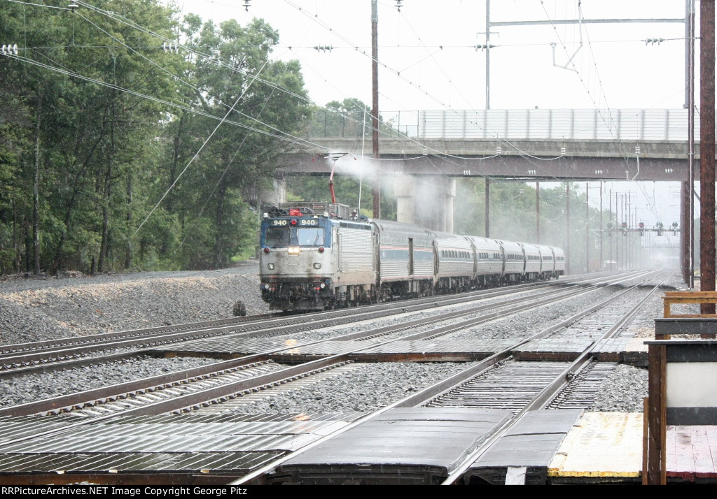 Train 79(8) at Bengies, MD